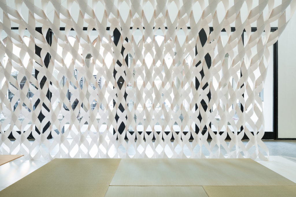 Irori & Paper cocoon | Kengo Kuma and Associates