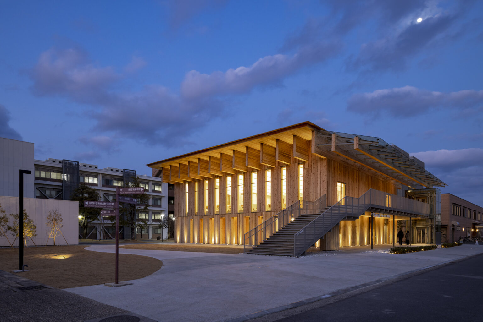 東京科学大学 Hisao & Hiroko Taki Plaza | 隈研吾建築都市設計事務所