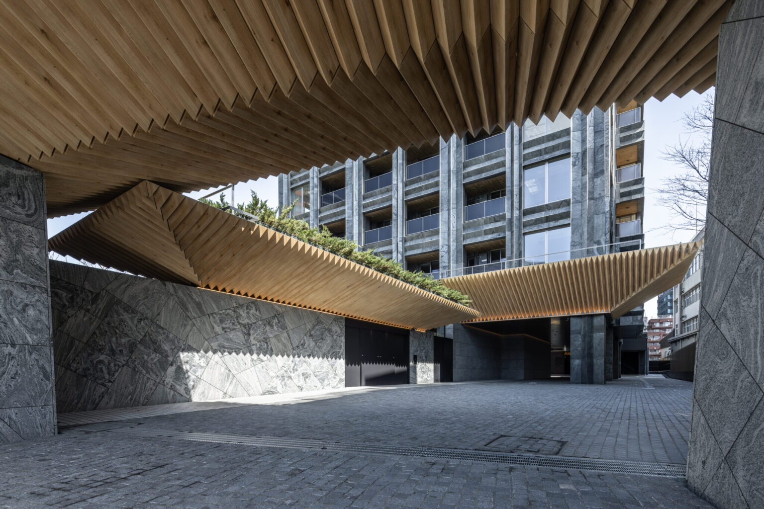 Branz Chiyoda Fujimi | Kengo Kuma and Associates